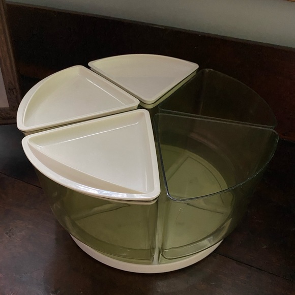 Rubbermaid | Kitchen | Vintage Rubbermaid Lazy Susan 5section Spina ...